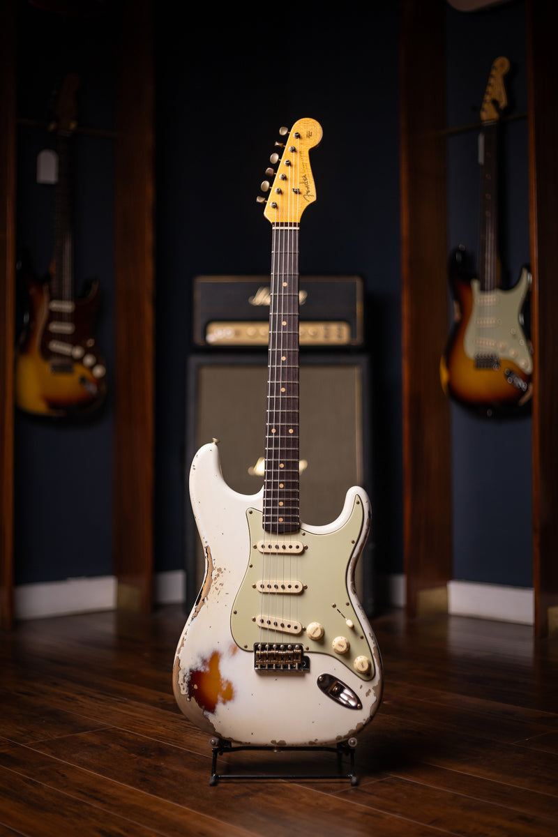 Fender CS '60 Strat Relic - Aged Olympic White over 3-Color Sunburst ...