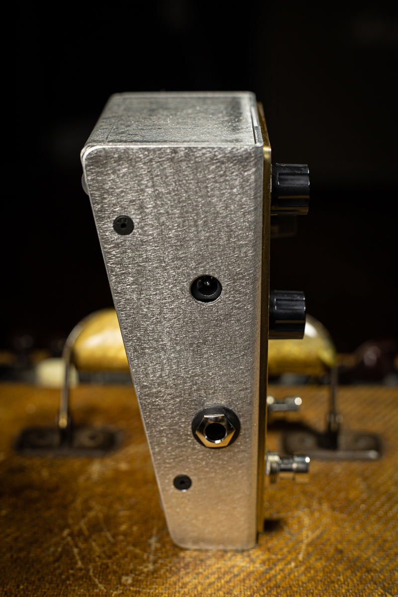 Beetronics Buzzter Dual Boost Pedal – Walt Grace Vintage